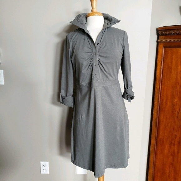 TEHAMA | Dresses | Tehama M Gray Ruched Stretch Long Sleeve Dress | Poshmark